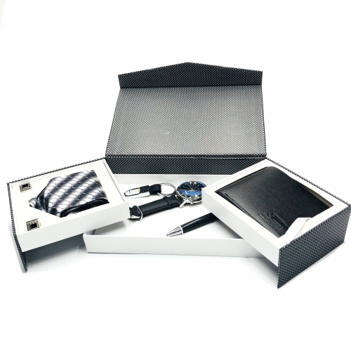 Set cadou barbati cu cravata,portofel si ceas